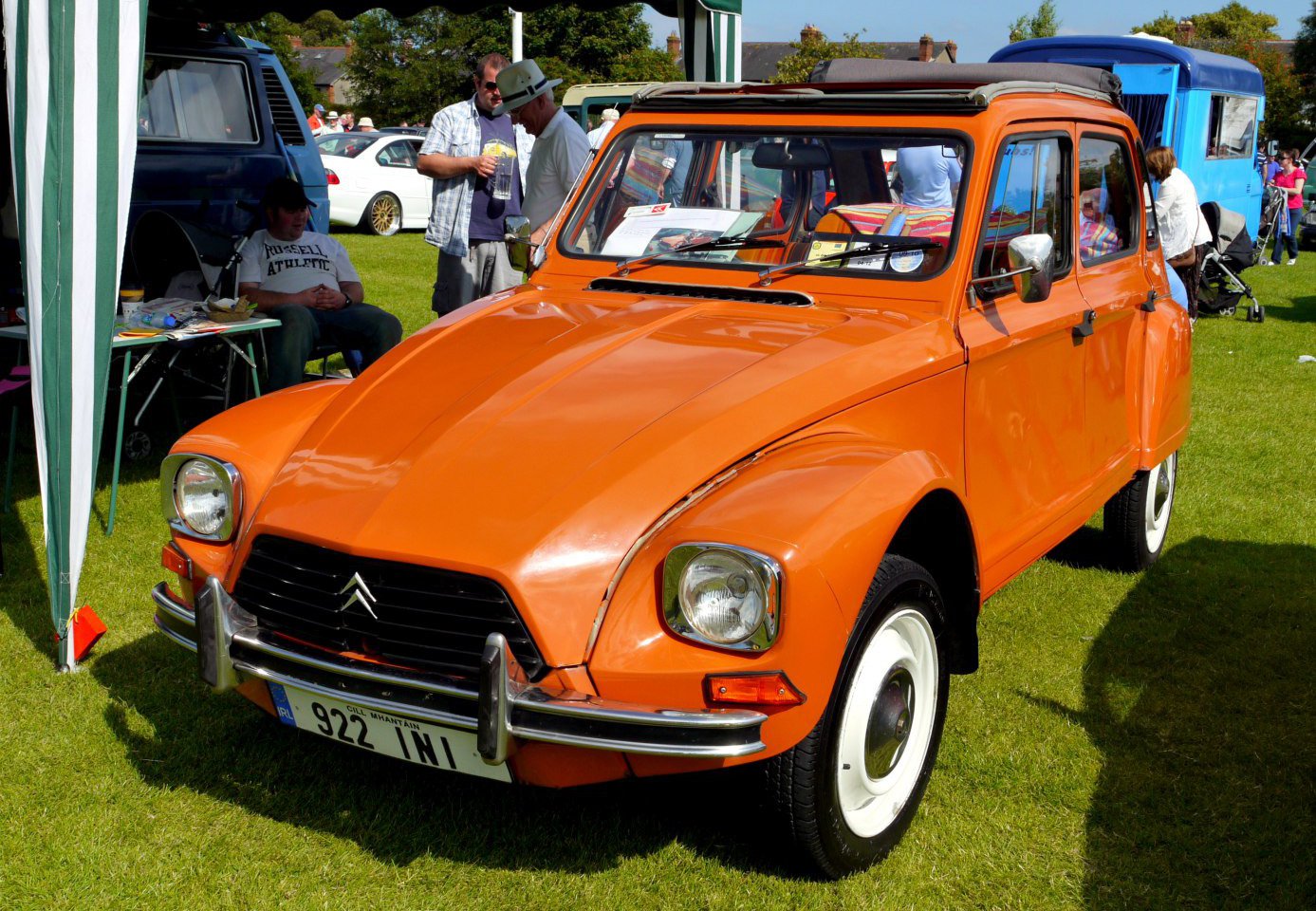 Citroen Dyane las especificaciones técnicas y el consumo de combustible